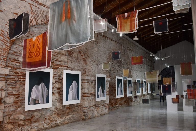 La exposición ReVisita al Museo del Imaginario continúa en exhibición ...