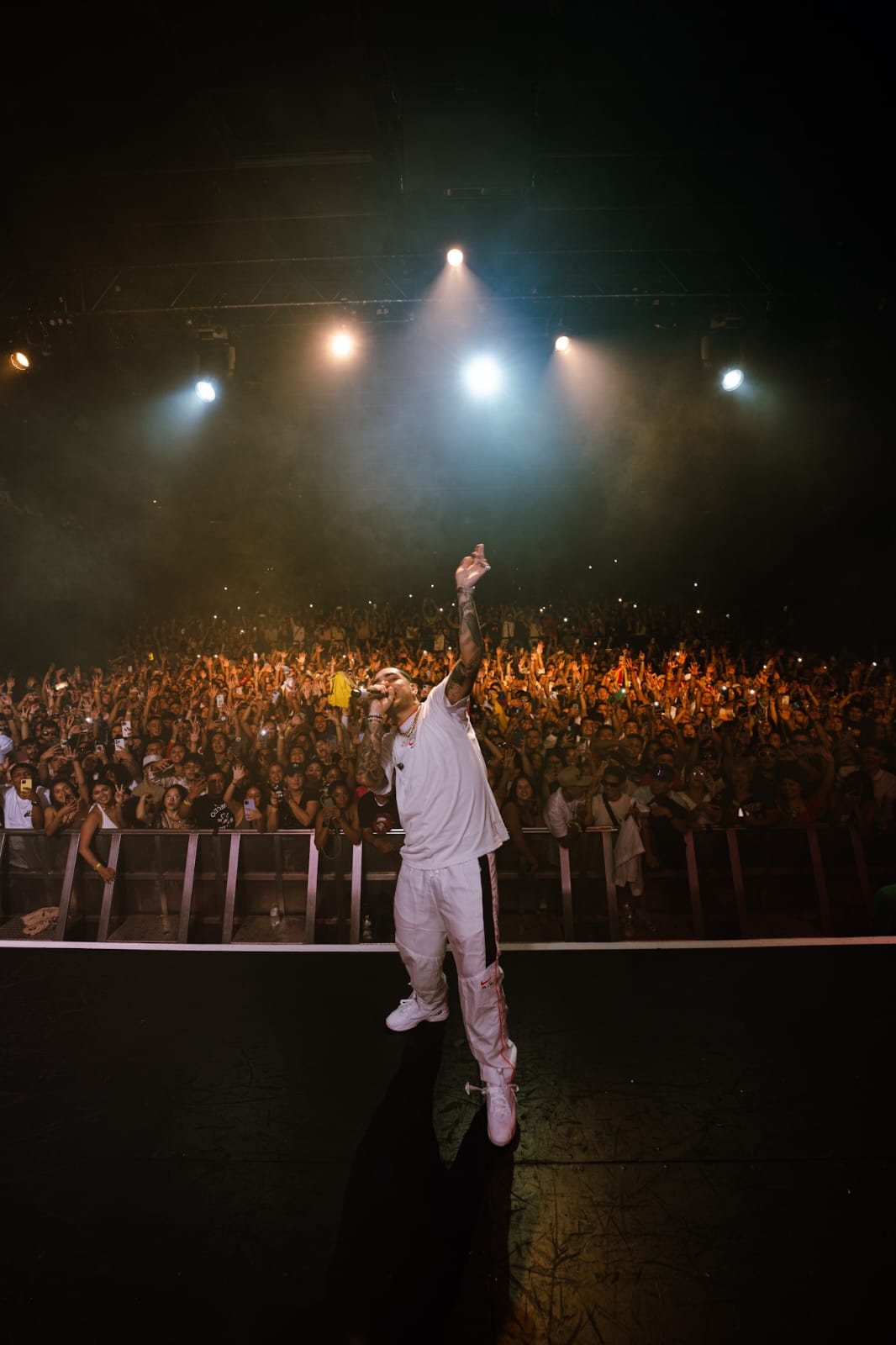 RYAN CASTRO OFRECE UNA NOCHE INOLVIDABLE PARA SUS FANS CON UN CONCIERTO ...