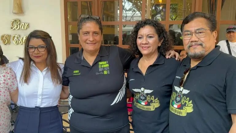 Instalan en secundaria José Azueta sistema Antirobo | Perfil Veracruz